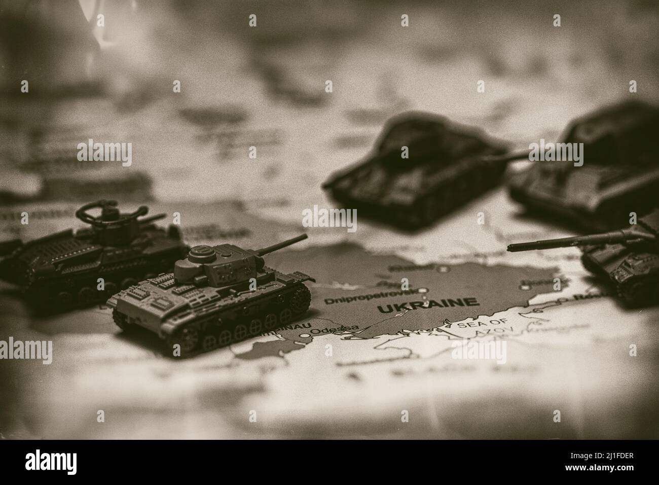 Toy tanks on the map. Military operations in Ukraine Stock Photo - Alamy
