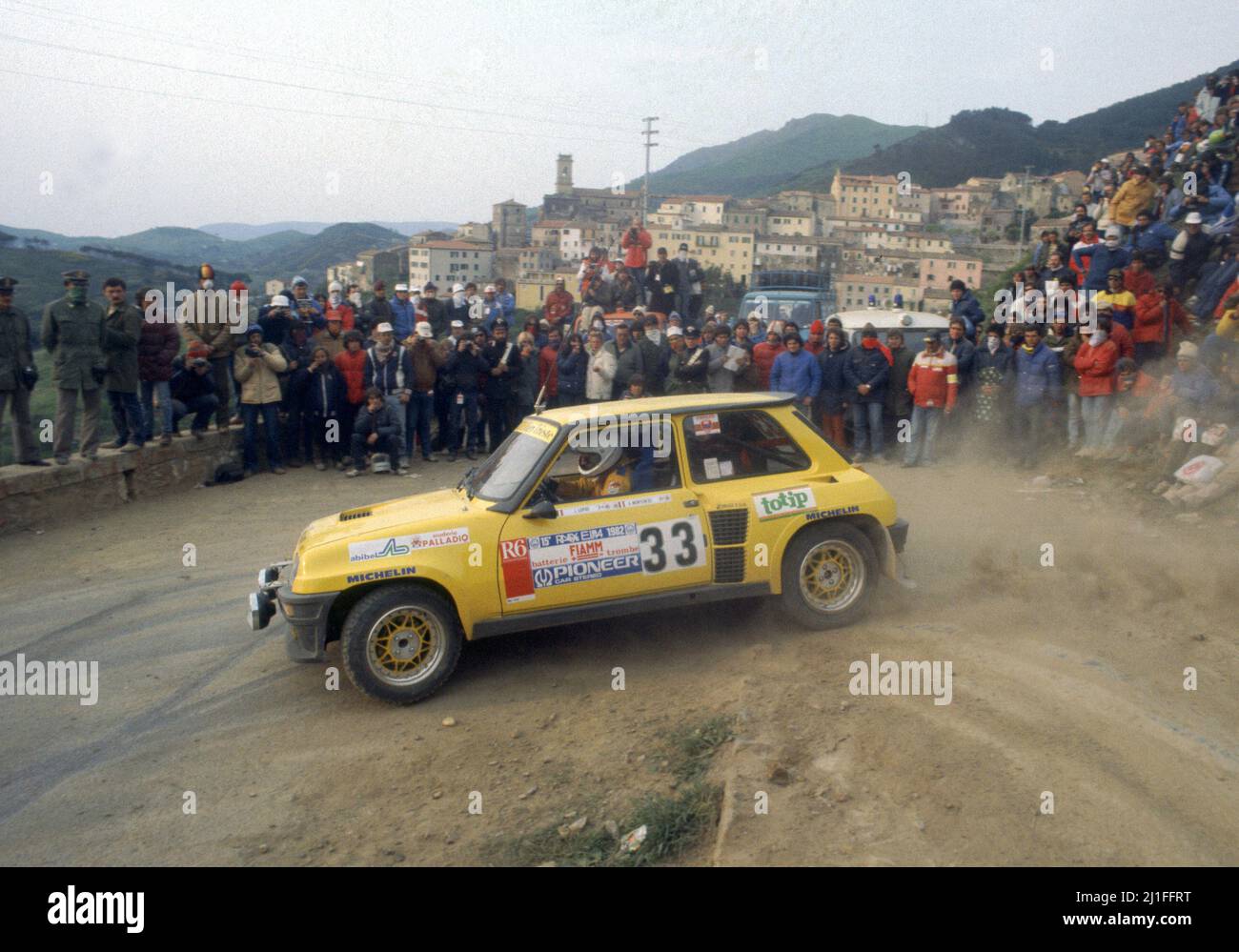Livio Lupidi (ITA) Arles Montenesi (ITA) Renault 5 Turbo Gr4 Scuderia ...