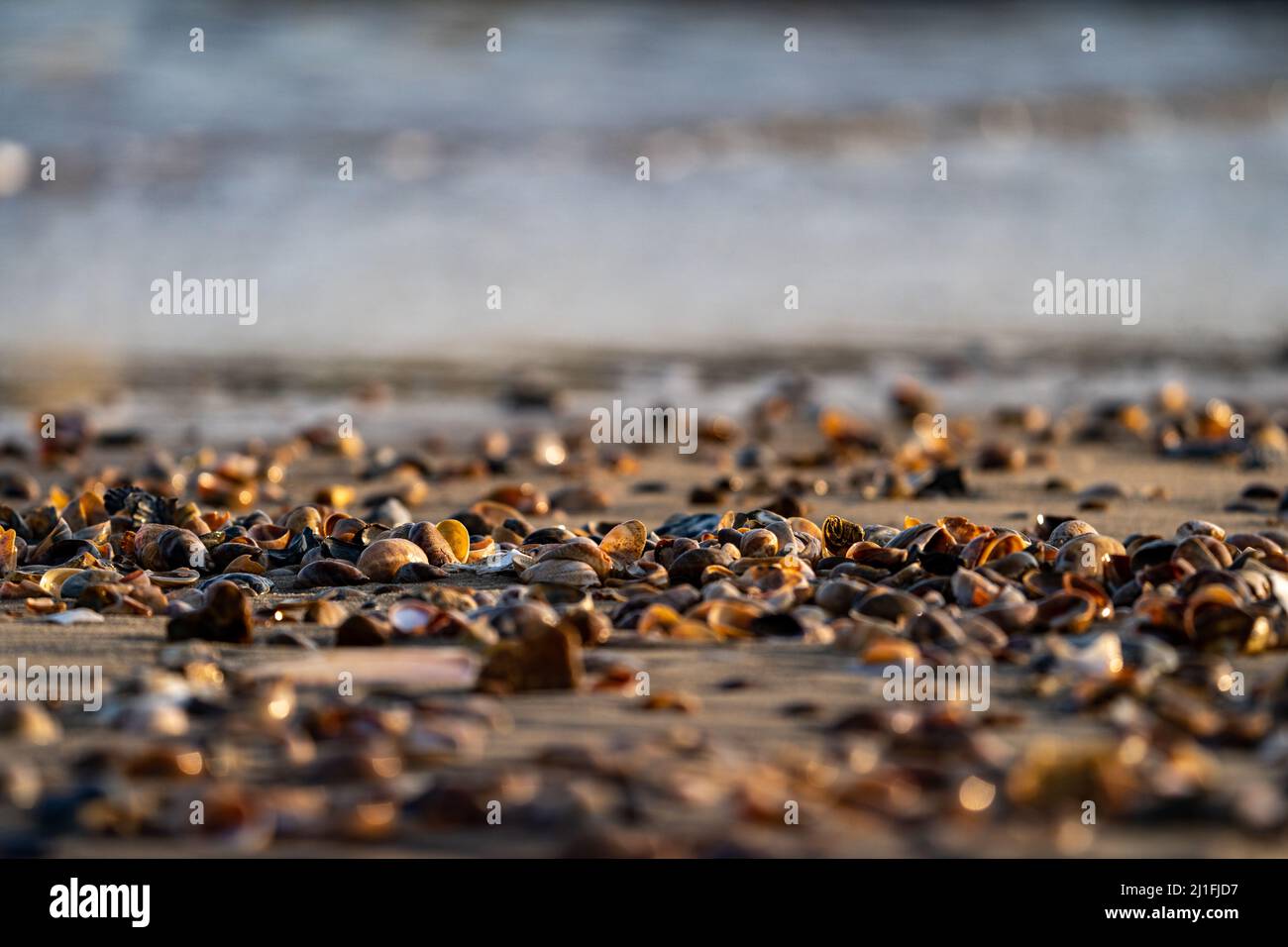 Sunny texture idyllic lagoon beach hi-res stock photography and images ...