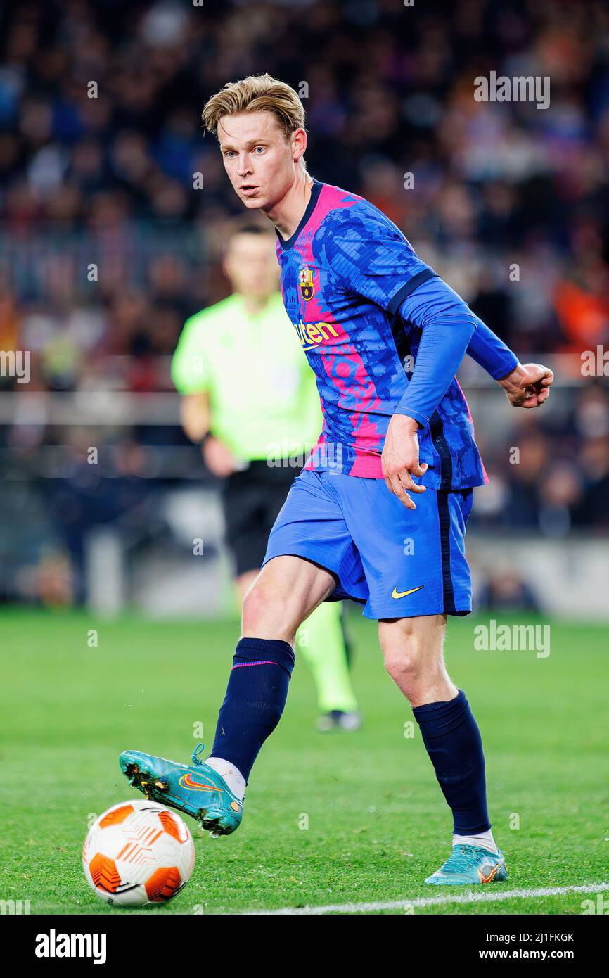 BARCELONA - MAR 10: Frenkie De Jong in action during the Uefa Europa ...