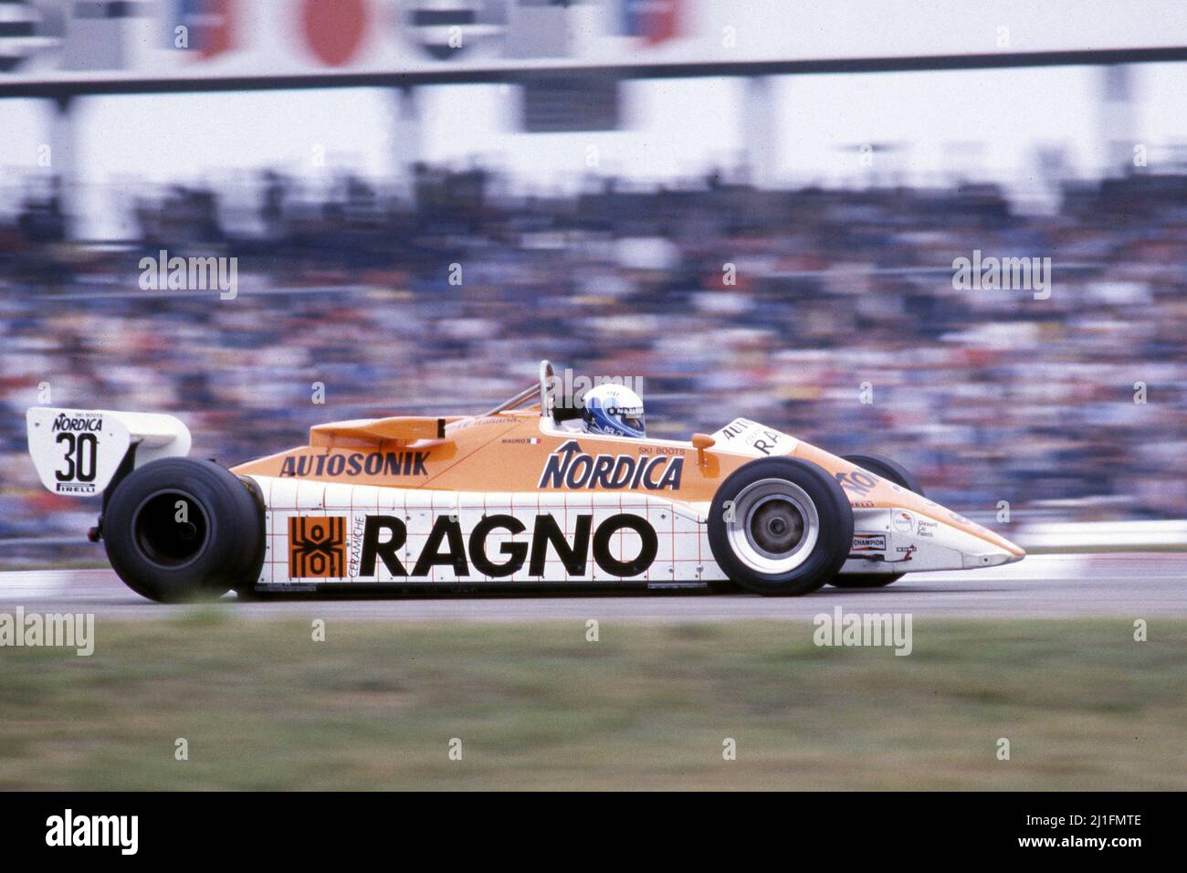 Mauro Baldi (ITA) Arrows A4 Ford Cosworth Stock Photo - Alamy