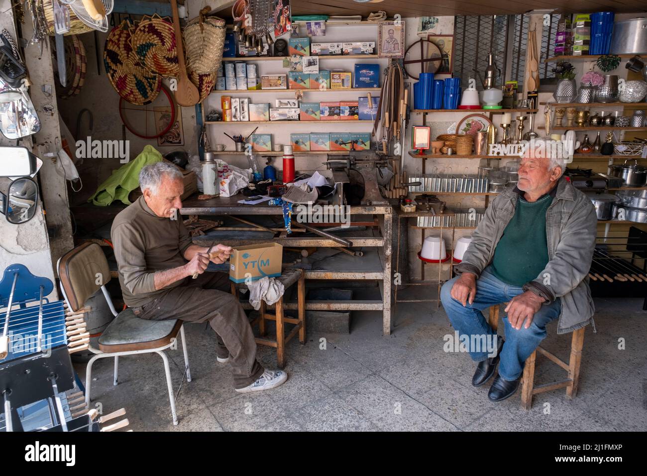 Authentic hardware store hi-res stock photography and images - Alamy