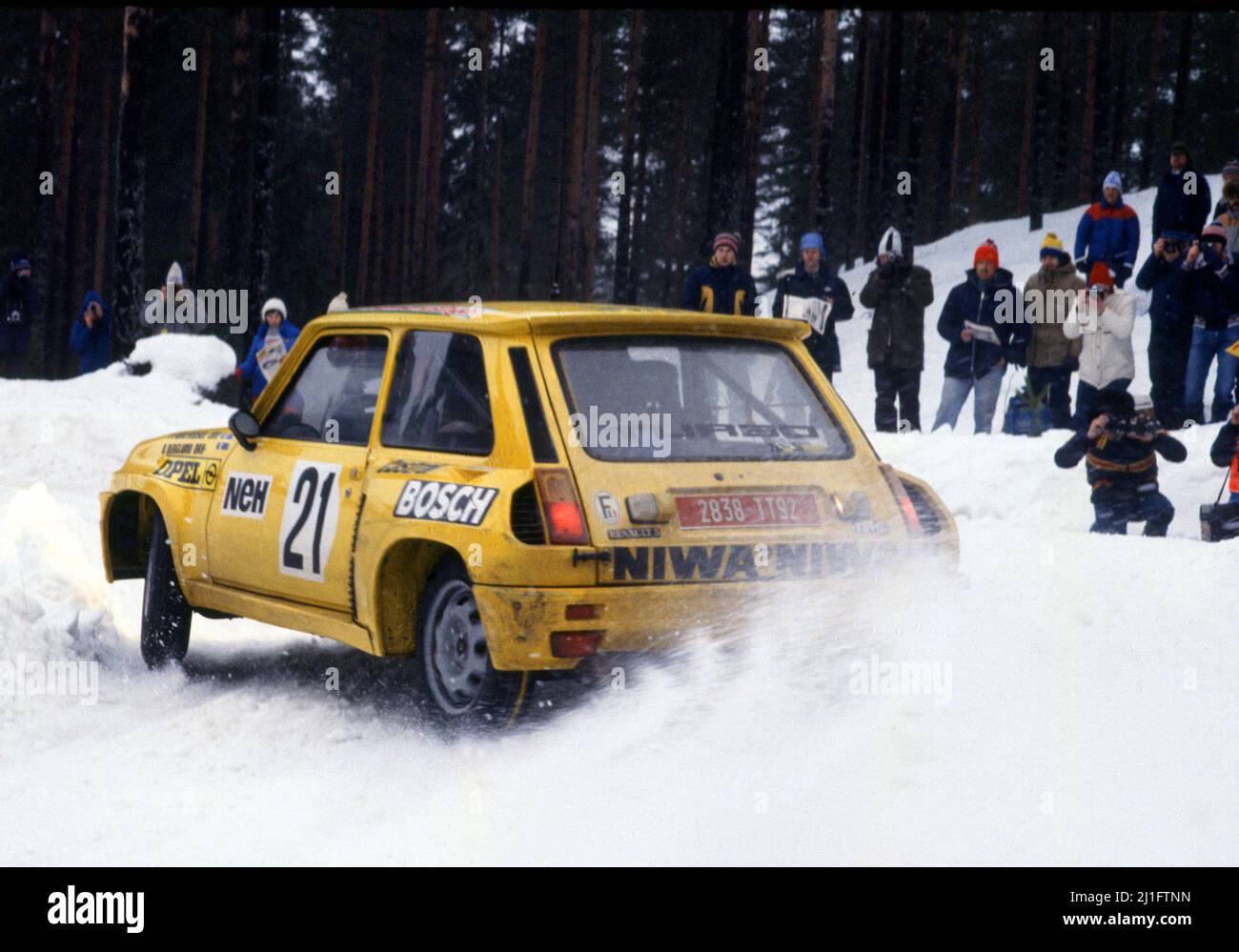 Per-Inge Walfridsson (SWE) Bruno Berglund (SWE) Renault 5 Turbo Gr4 ...