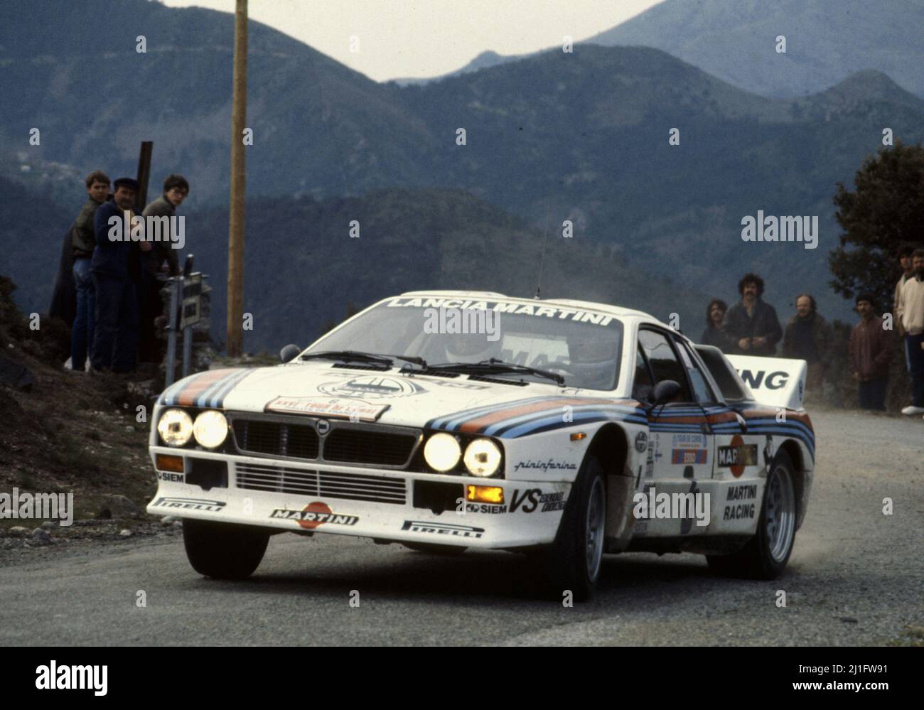 Markku Alen (FIN) Ilkka Kivimaki (FIN) Lancia Rally 037 GrB Martini ...