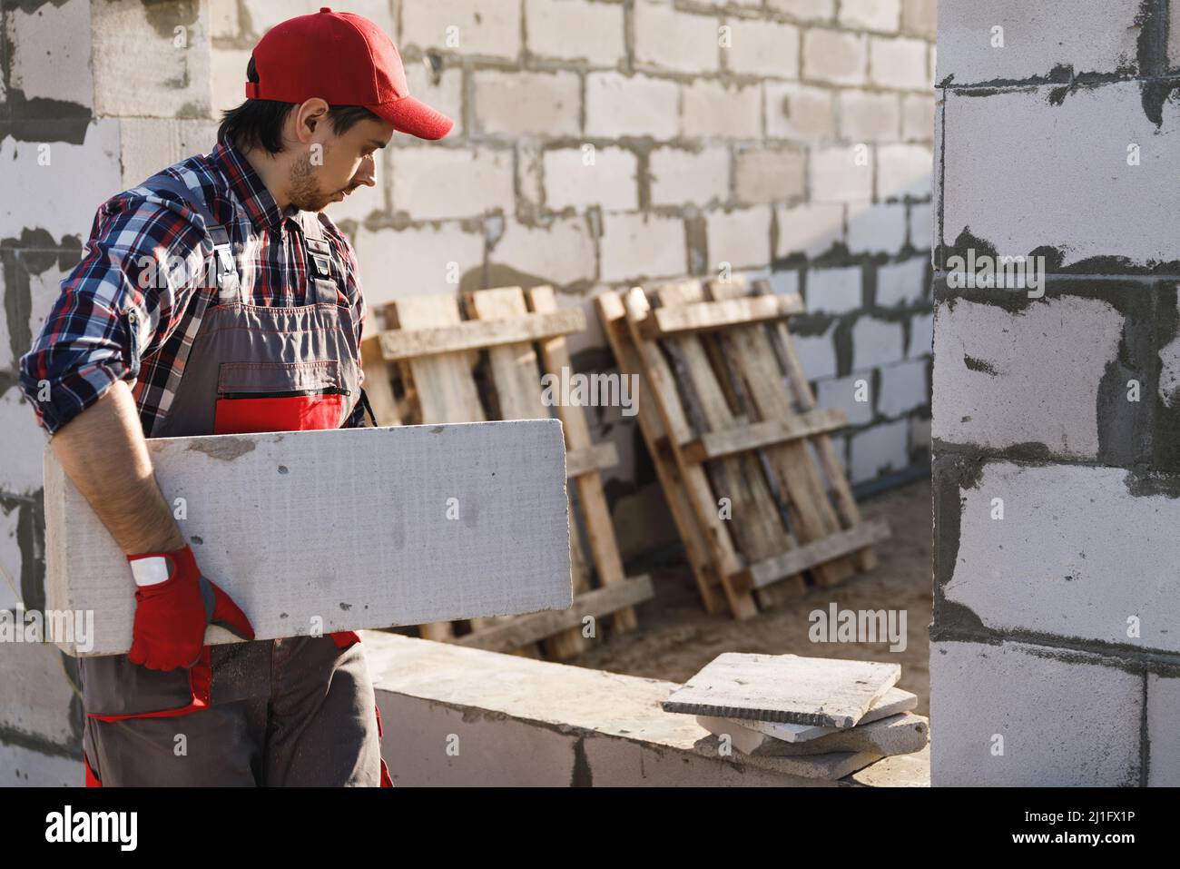 Aac brick hi-res stock photography and images - Alamy