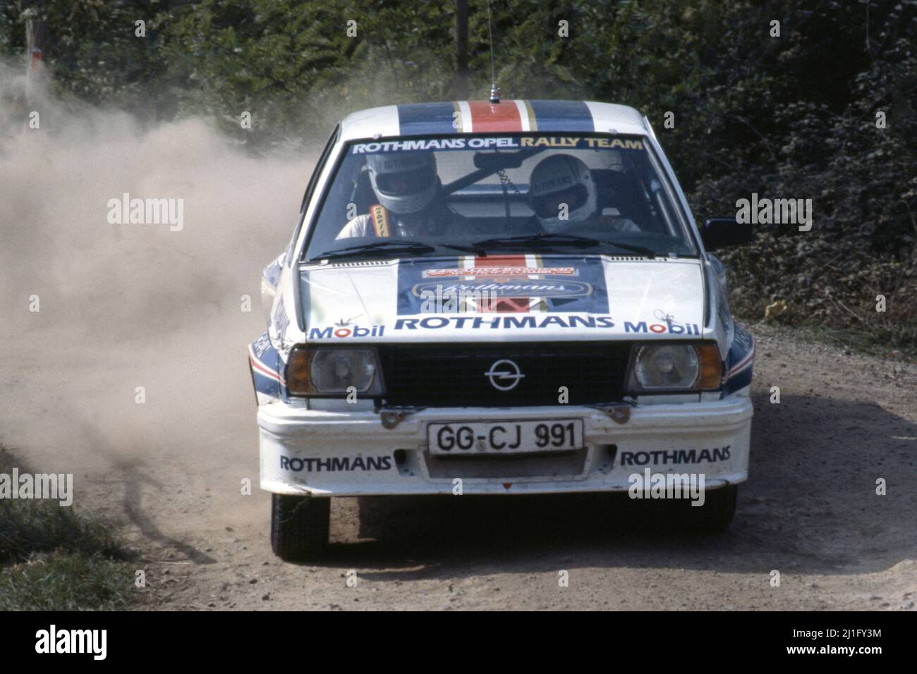 Henri Toivonen (FIN) Fred Callagher (GBR) Opel Ascona 400 Gr4 Rothmans ...