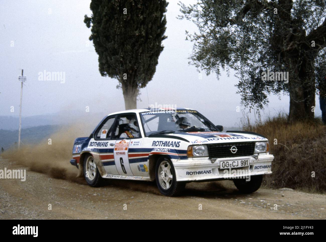 Henri Toivonen (FIN) Fred Callagher (GBR) Opel Ascona 400 Gr4 Rothmans ...