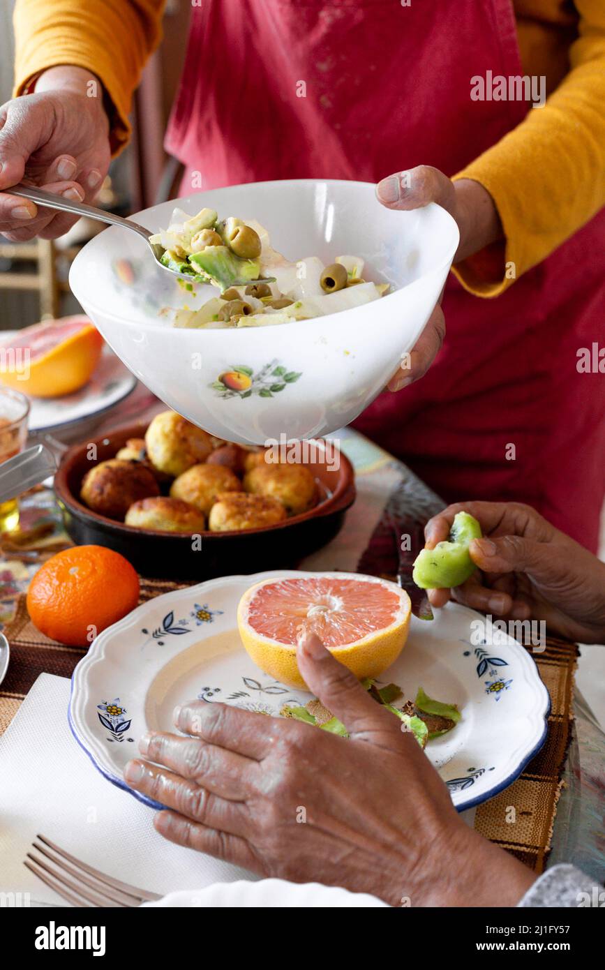 Time of meal hi-res stock photography and images - Alamy