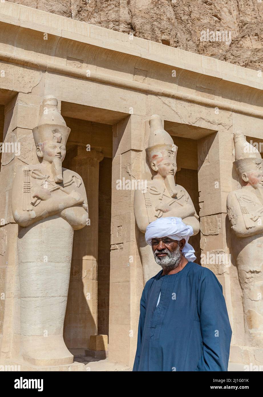 Local man at Hatshepsut Temple, Deir al-Bahri, Luxor Stock Photo - Alamy