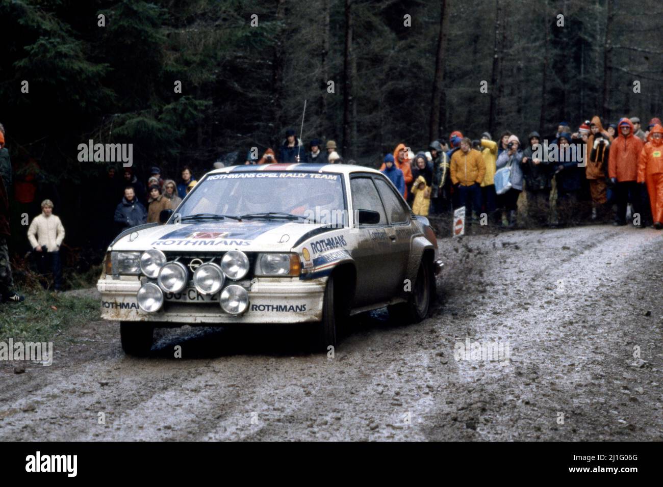 Henri Toivonen (FIN) Fred Callagher (GBR) Opel Ascona 400 Gr4 Rothmans ...