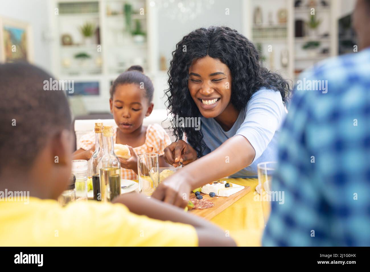 Mid day meal hi-res stock photography and images - Alamy