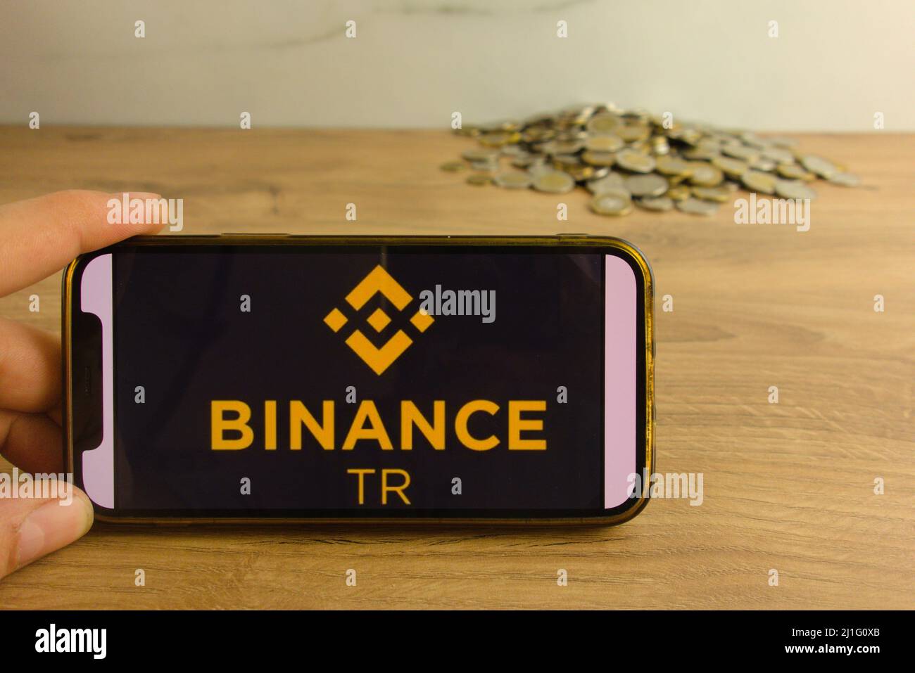 Binance tr hi-res stock photography and images - Alamy
