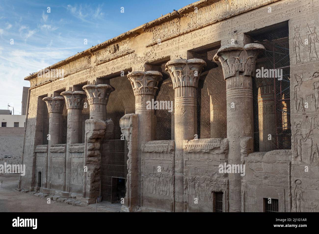 Khnum temple hi-res stock photography and images - Alamy