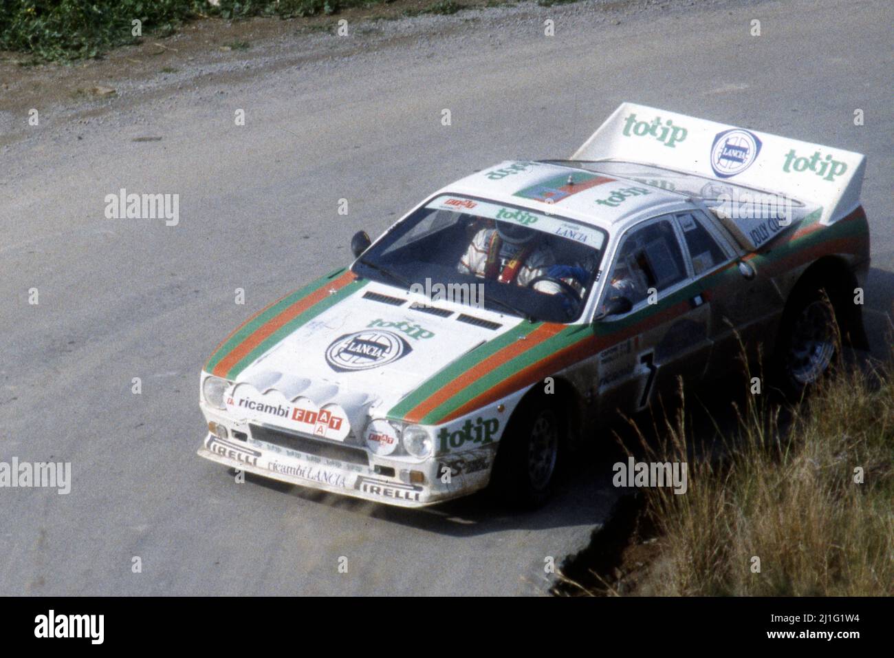 Carlo Capone (ITA) Luigi Pirollo (ITA) Lancia Rally 037 GrB Jolly Club ...