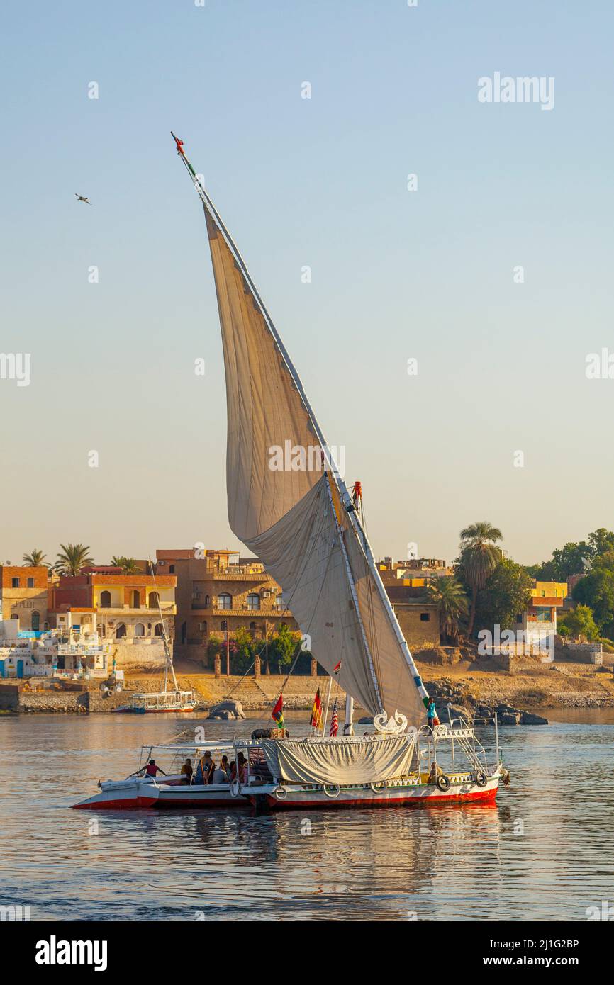 Felucca sails on river nile hi-res stock photography and images - Alamy