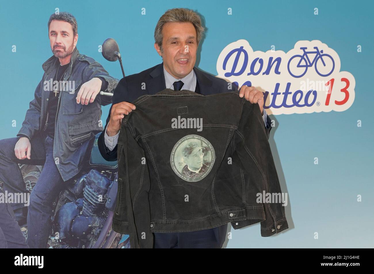 Flavio Insinna attends the photocall of the Rai fiction Don Matteo 13 ...