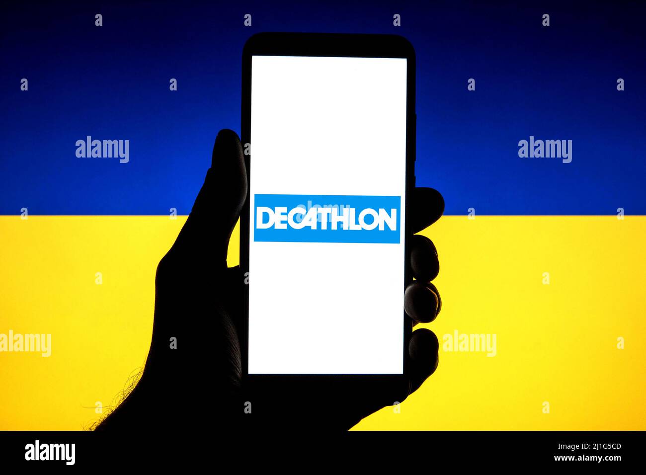 Decathlon logo hi-res stock photography and images - Alamy