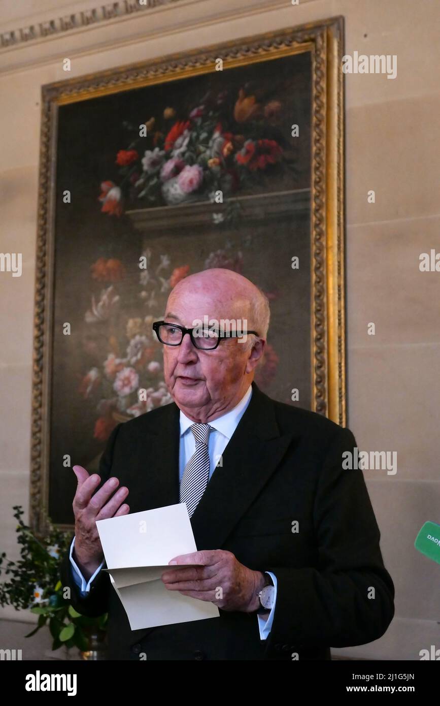 Living With Art We Love: An exhibition presented by the Duke and ...