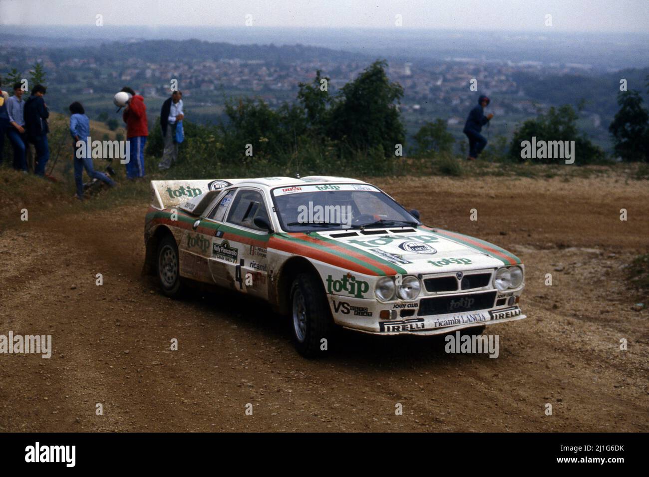 Carlo Capone (ITA) Luigi Pirollo (ITA) Lancia Rally 037 GrB Jolly Club ...