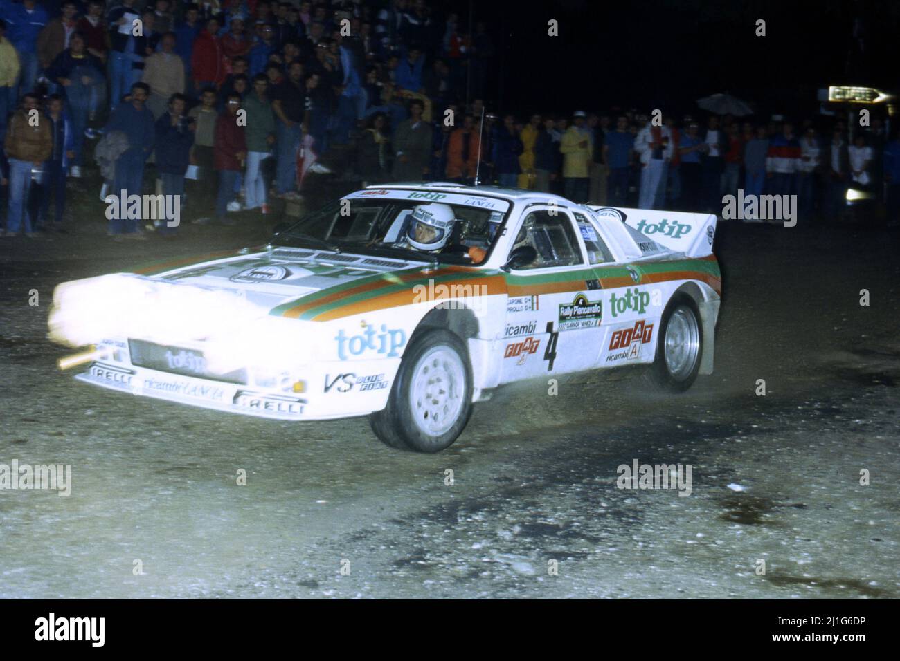 Carlo Capone (ITA) Luigi Pirollo (ITA) Lancia Rally 037 GrB Jolly Club ...