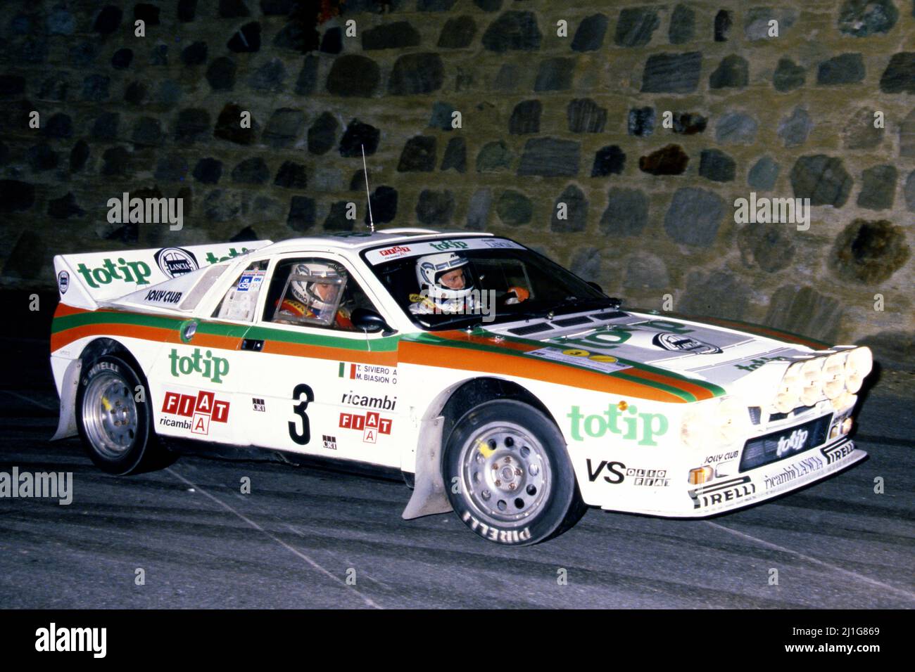 Massimo Miki Biasion (ITA) Tiziano Siviero (ITA) Lancia Rally 037 GrB ...