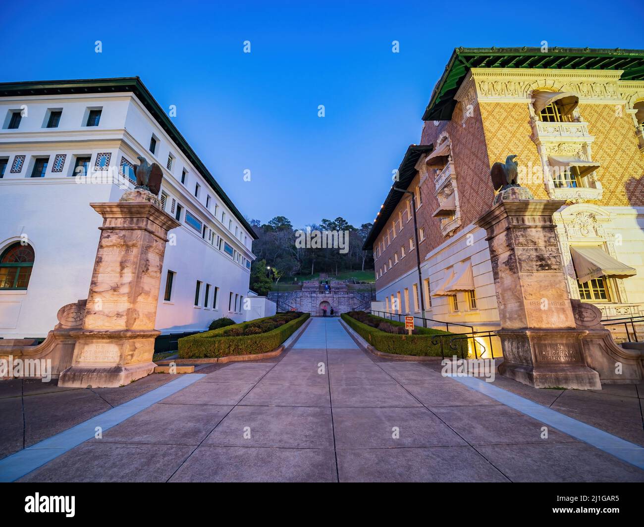 Night view of the Fordyce Bathhouse visitor center at Arkansas Stock ...