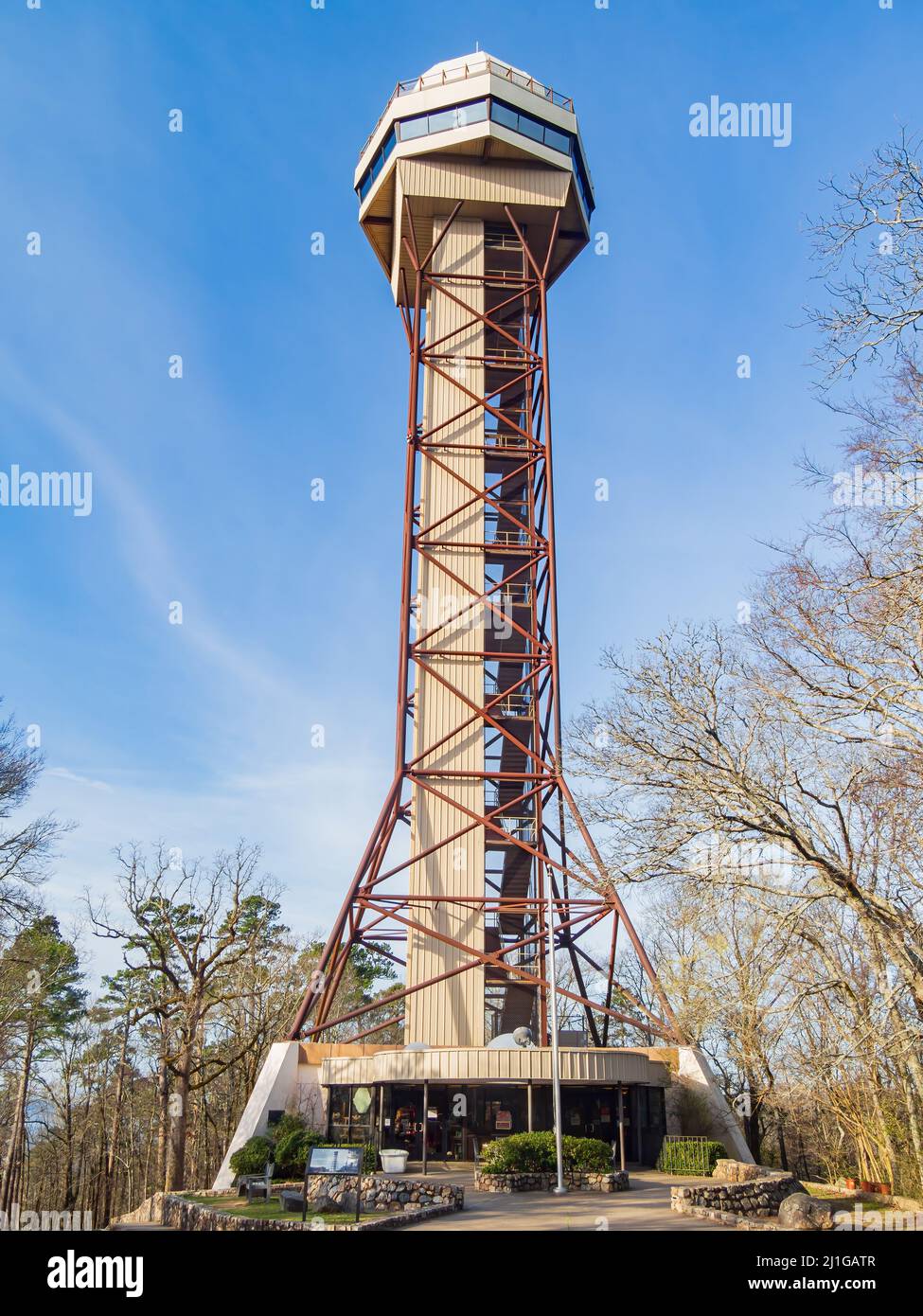 Sunny view of the Hot Springs Mountain Tower at Arkansas Stock Photo ...