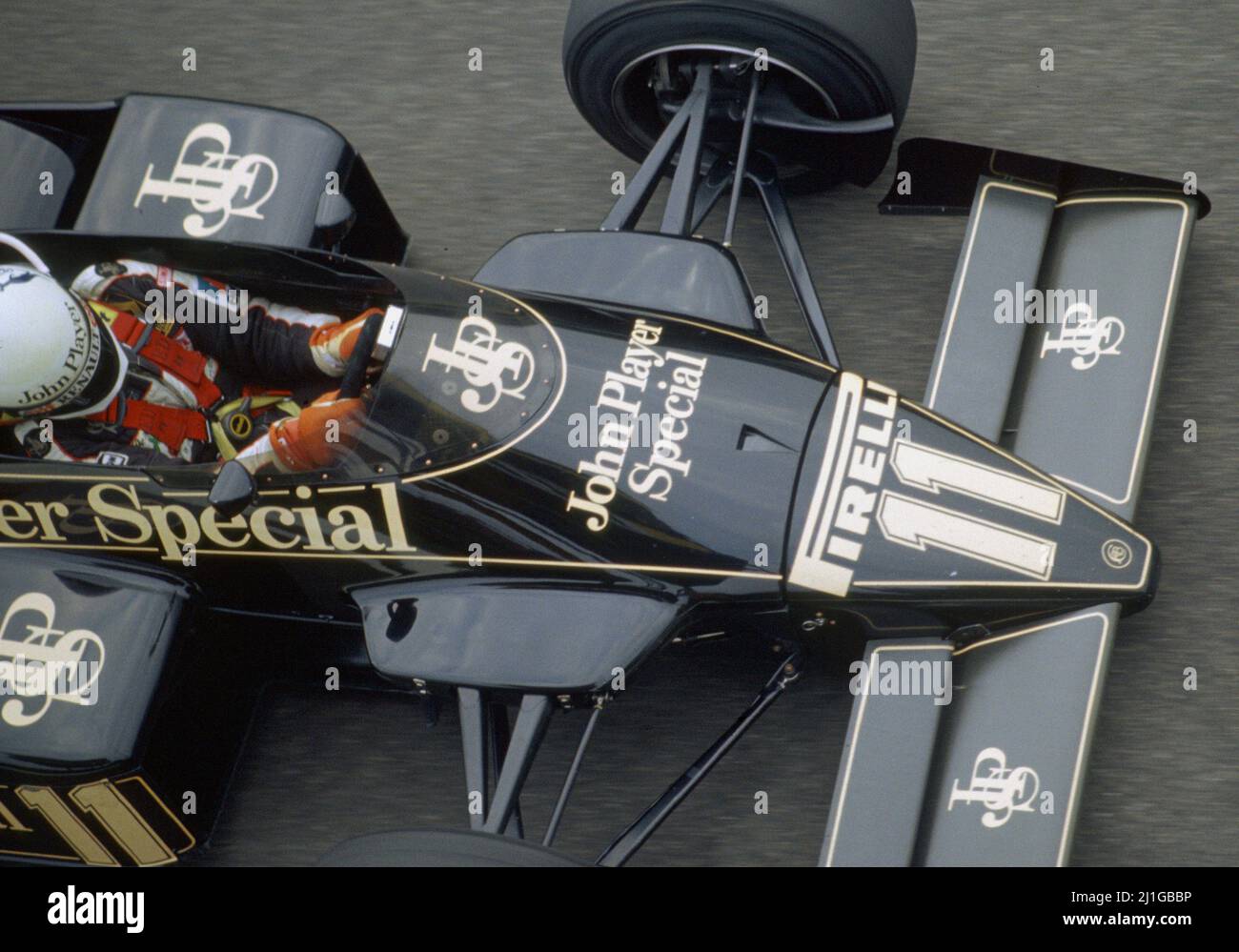 Elio de Angelis (ITA) Lotus 93T Renault at Parabolica corner Stock Photo - Alamy