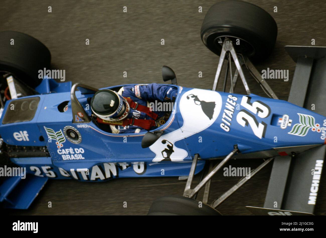 Jean Pierre Jarier (FRA) Ligier JS21 Ford Cosworth Stock Photo - Alamy