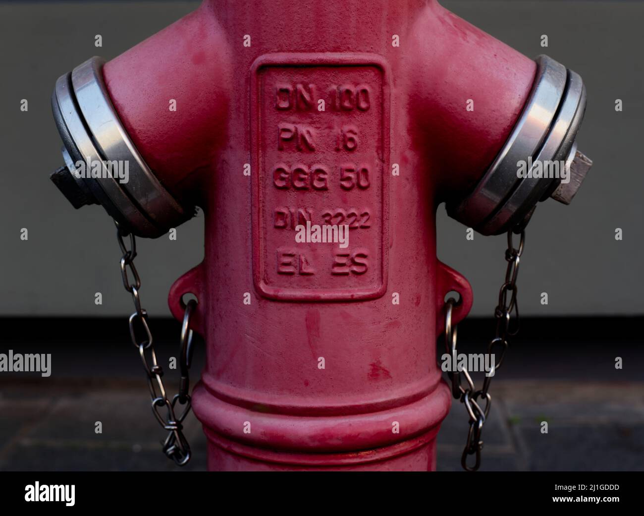 closeup view of a red hydrant Stock Photo - Alamy