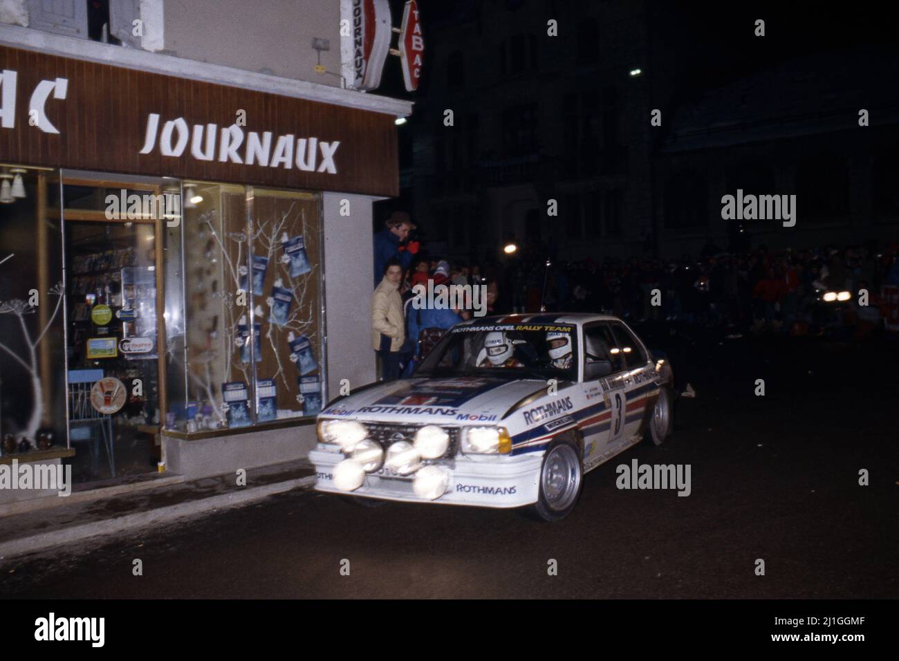 Ari Vatanen (FIN) Terry Harryman (GBR) Opel Ascona 400 GrB Rothmans ...