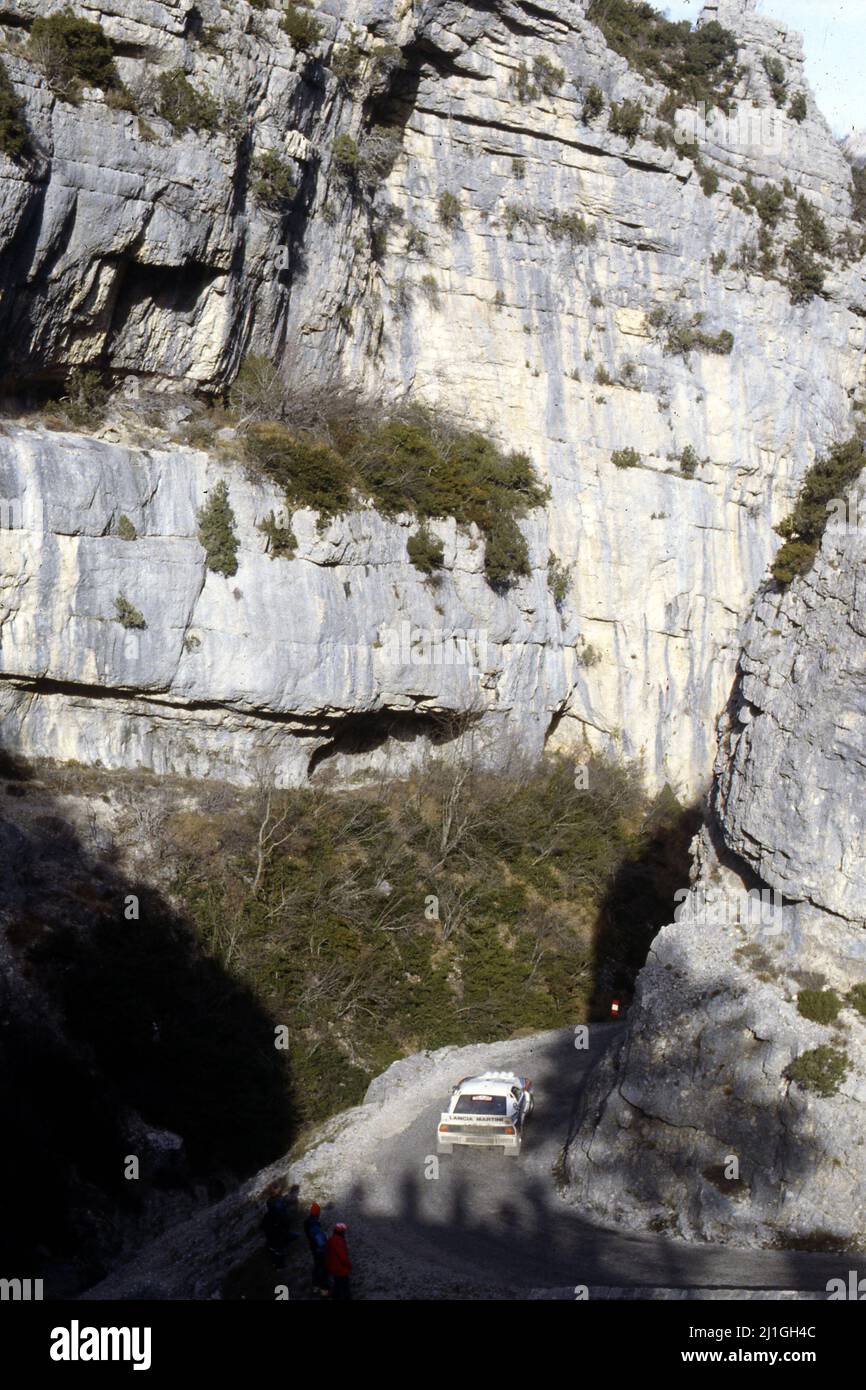 Walter Rohrl (GER) Christian Geistdorfer (GER) Lancia Rally 037 GrB ...