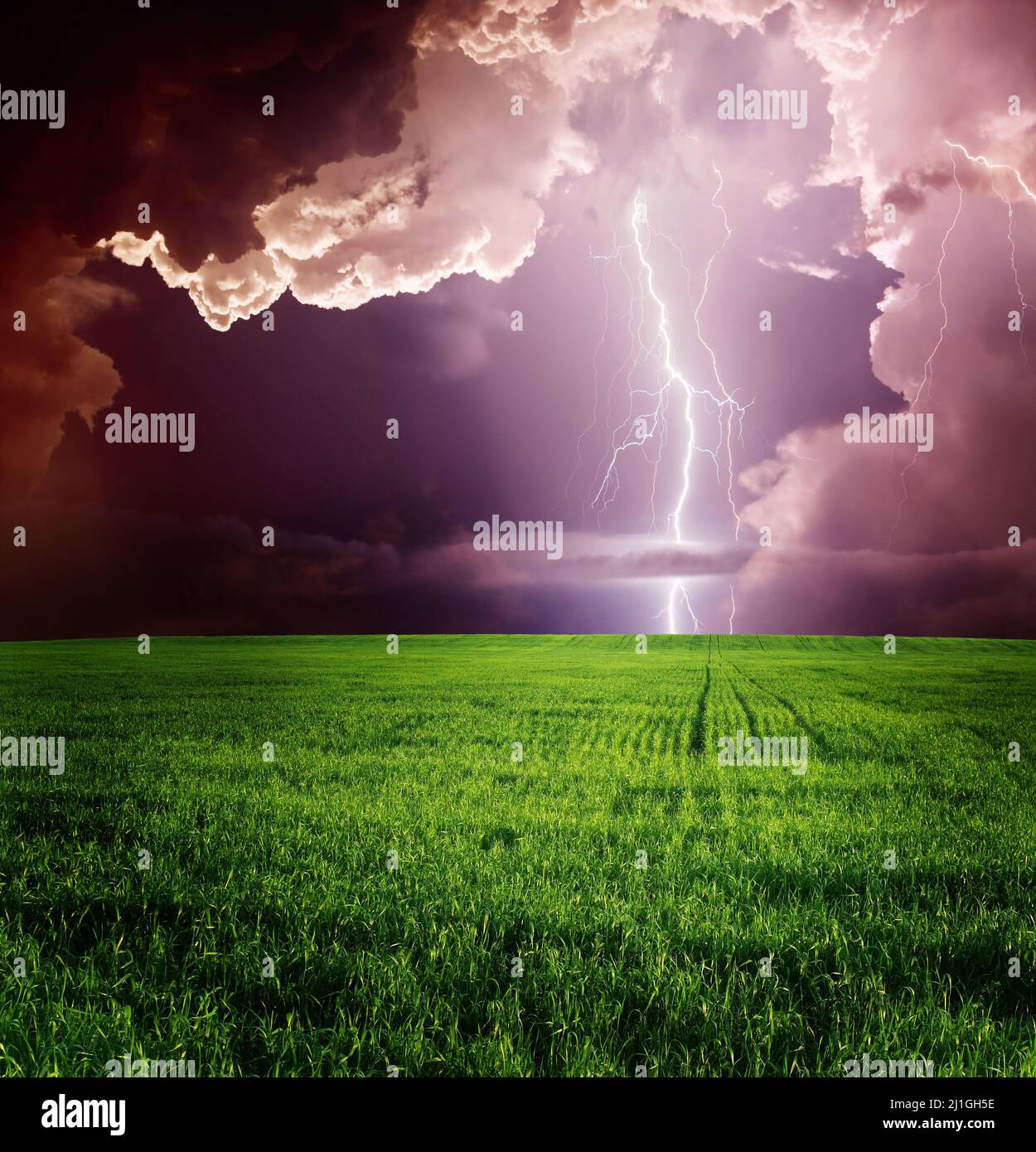 Green lightning bolt hi-res stock photography and images - Alamy