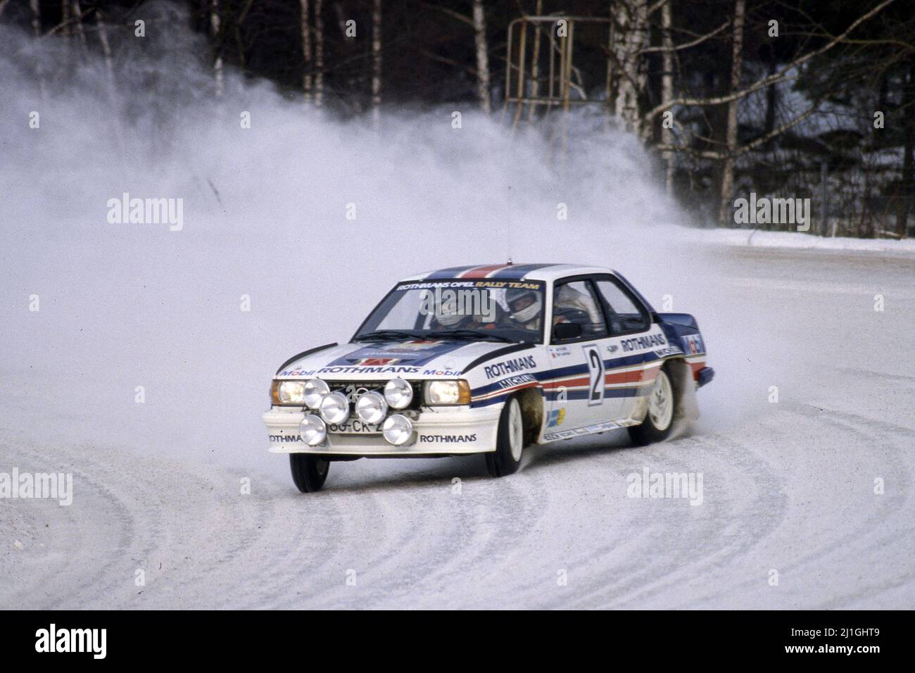 Ari Vatanen (FIN) Terry Harryman (GBR) Opel Ascona 400 GrB Rothmans ...