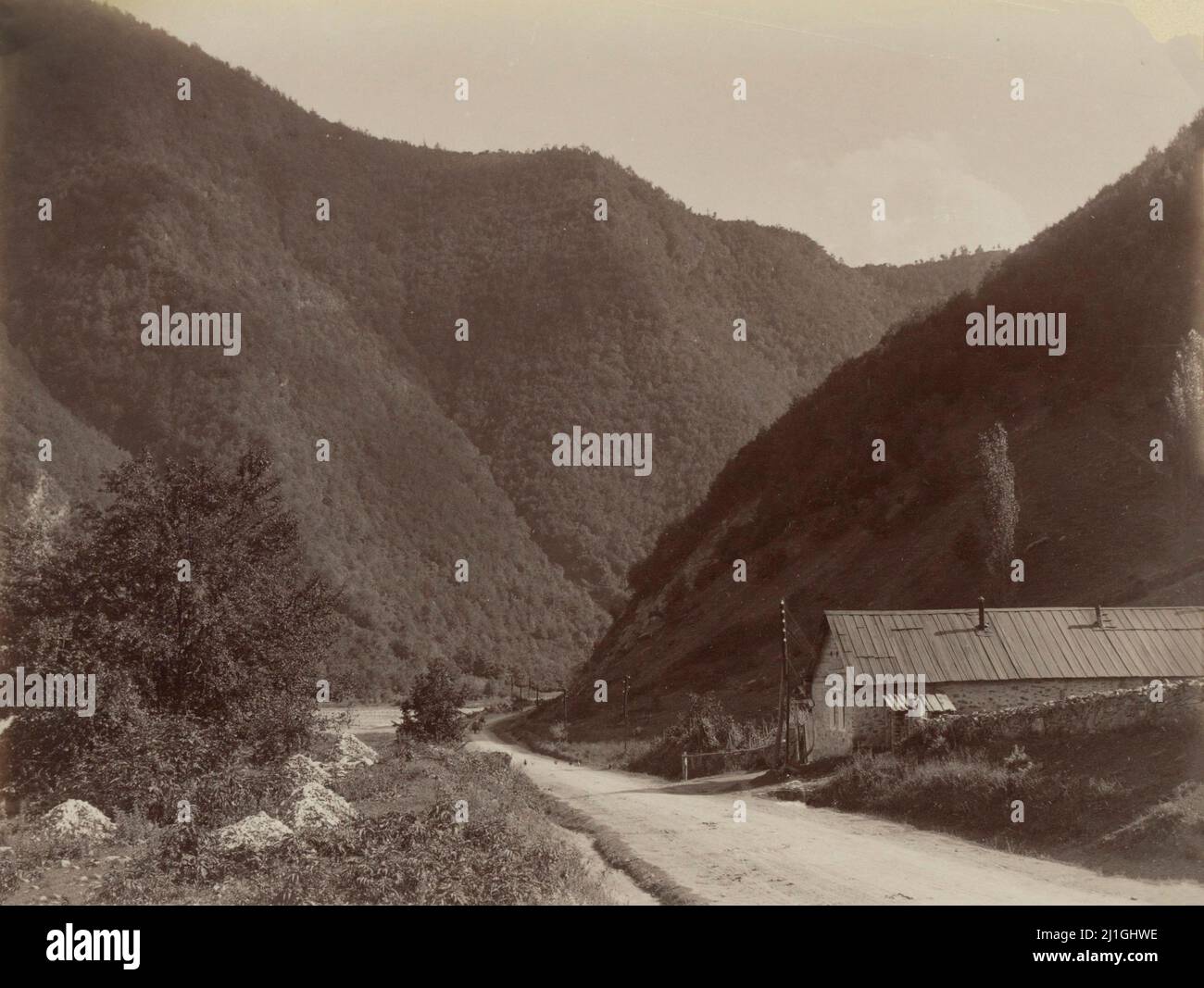 19th-century photo of Georgian military road. Pasanauri. Telegraph ...