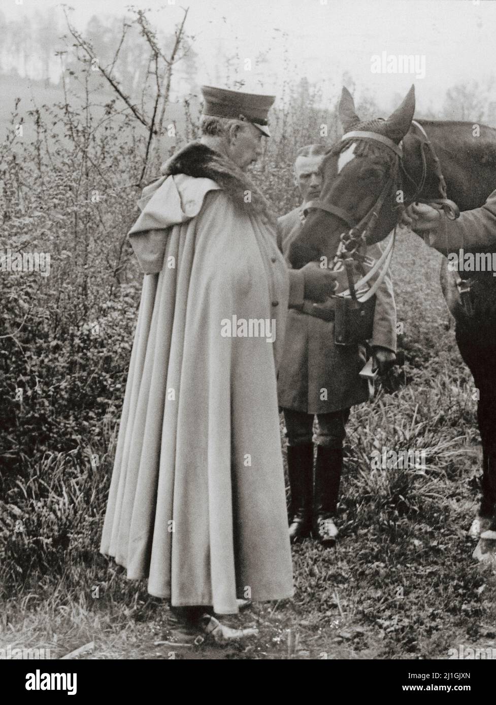 Kaiser wilhelm ii with a horse hi-res stock photography and images - Alamy