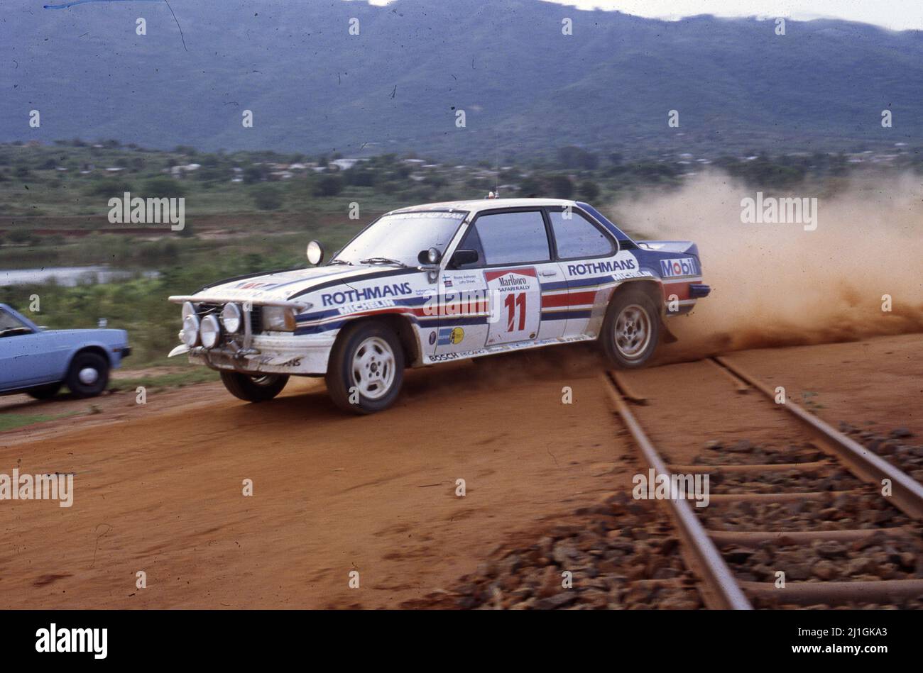 Rauno Aaltonen (FIN) Lofty Drews (EAK) Opel Ascona 400 GrB Rothmans ...