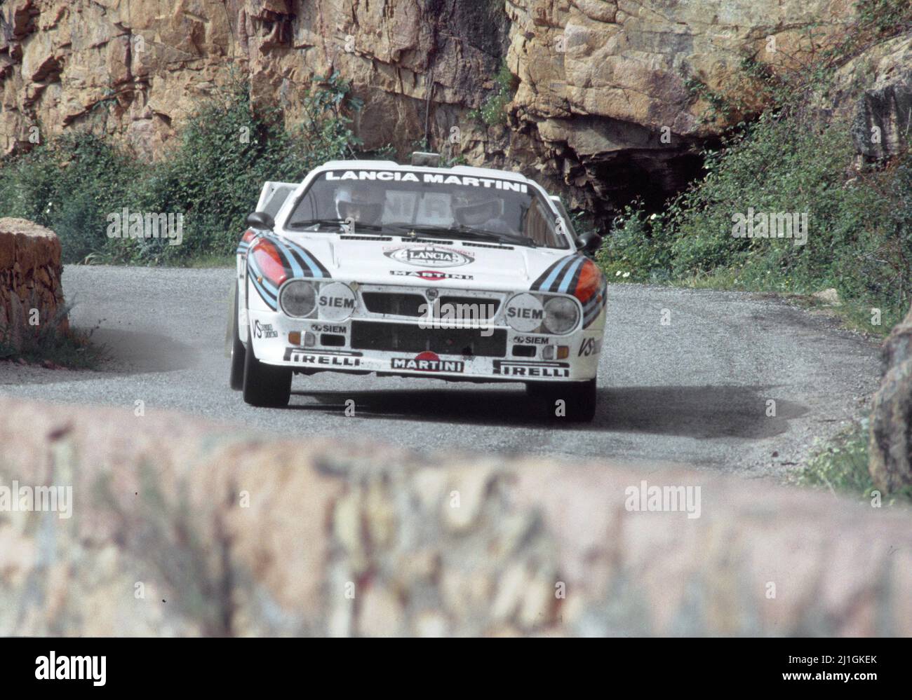 Markku Alen (FIN) Ilkka Kivimaki (FIN) Lancia Rally 037 GrB Martini ...