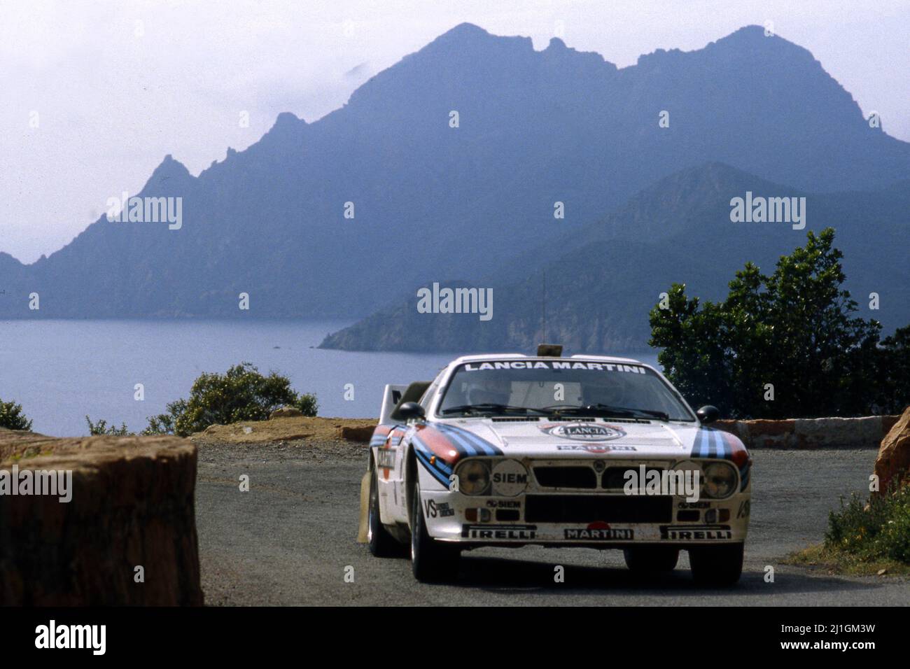Markku Alen (FIN) Ilkka Kivimaki (FIN) Lancia Rally 037 GrB Martini ...