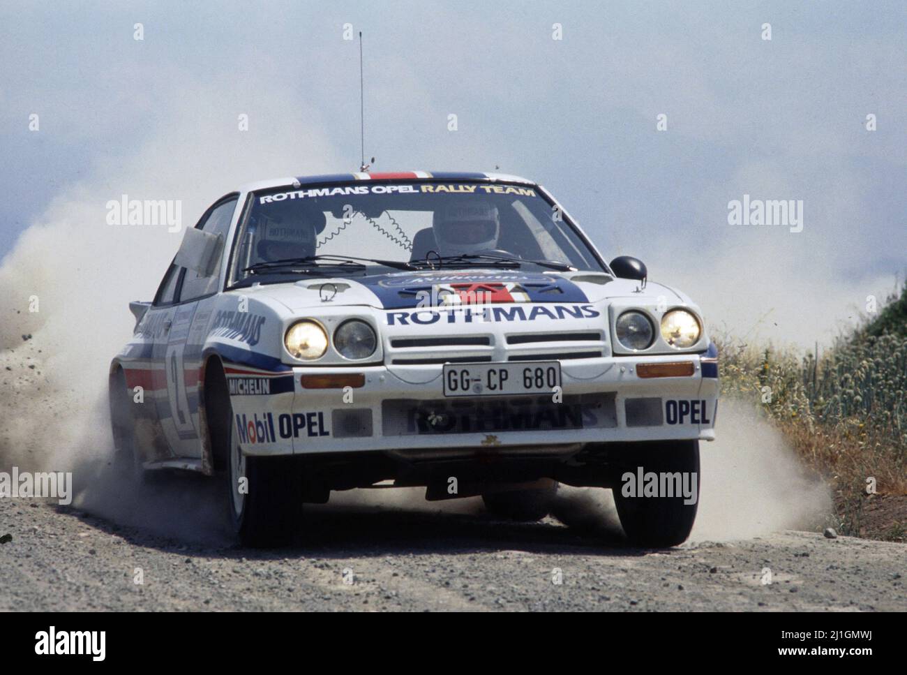 Ari Vatanen (FIN) Terry Harryman (GBR) Opel Manta 400 GrB Rothmans Opel ...