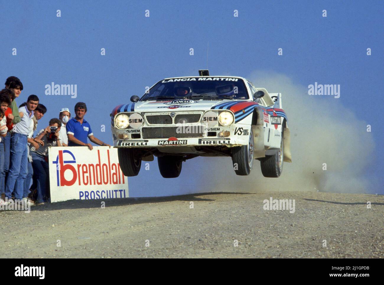 Markku Alen (FIN) Ilkka Kivimaki (FIN) Lancia Rally 037 GrB Martini ...