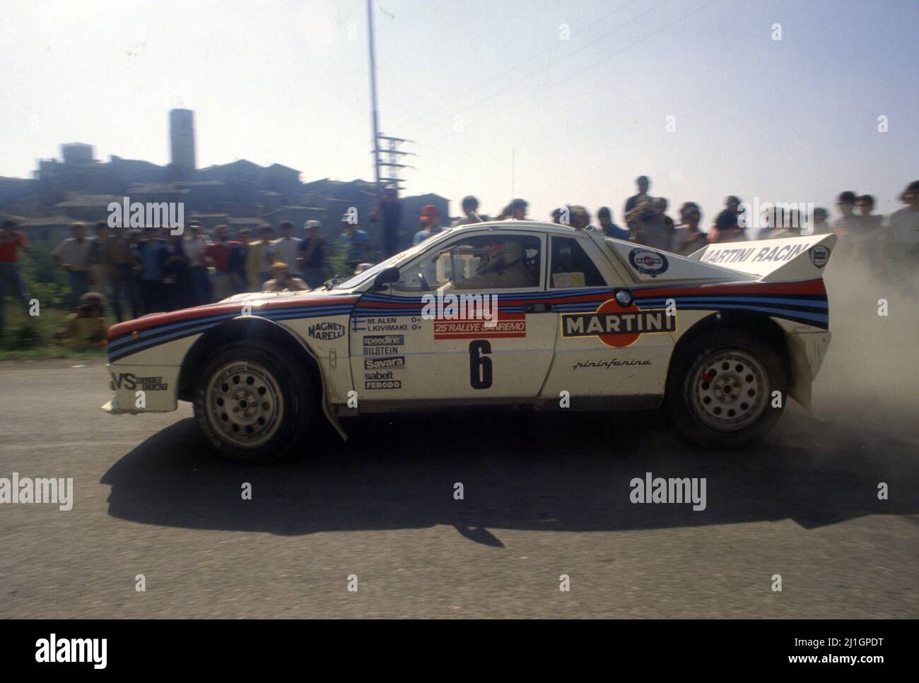 Markku Alen (FIN) Ilkka Kivimaki (FIN) Lancia Rally 037 GrB Martini ...