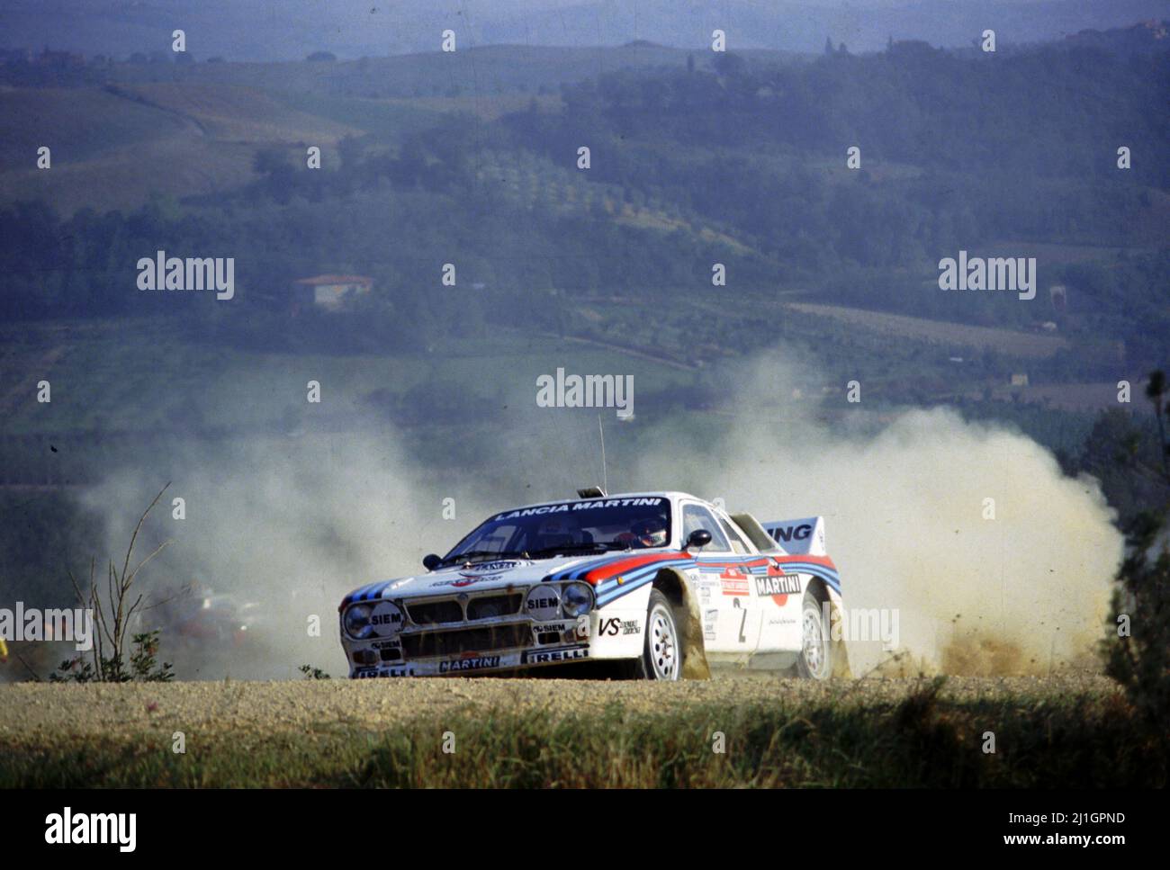 Lancia rally 037 rohrl hi-res stock photography and images - Alamy