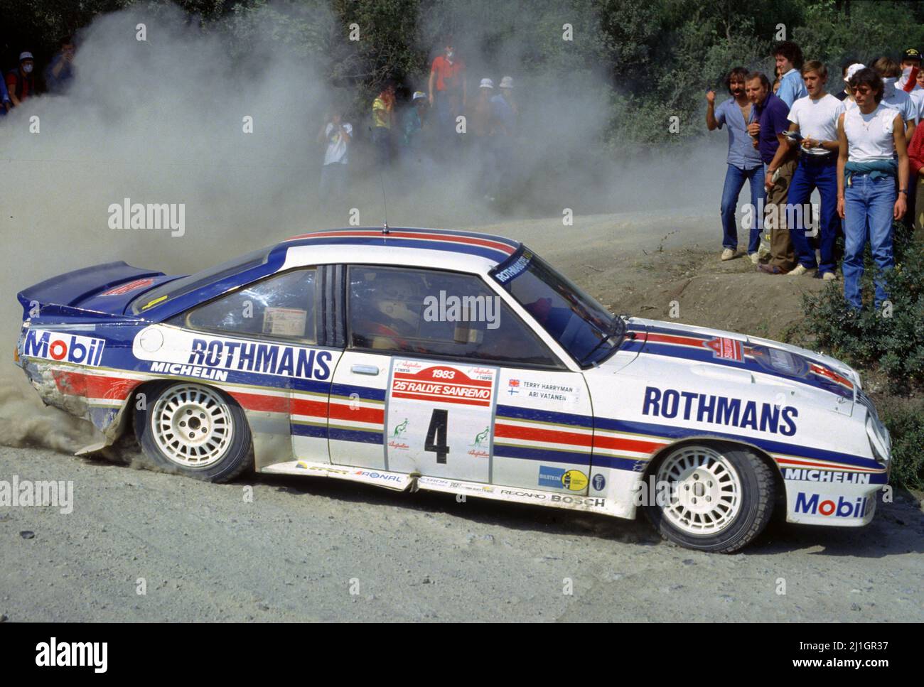 Ari Vatanen (FIN) Terry Harryman (GBR) Opel Manta 400 GrB Rothmans Opel ...