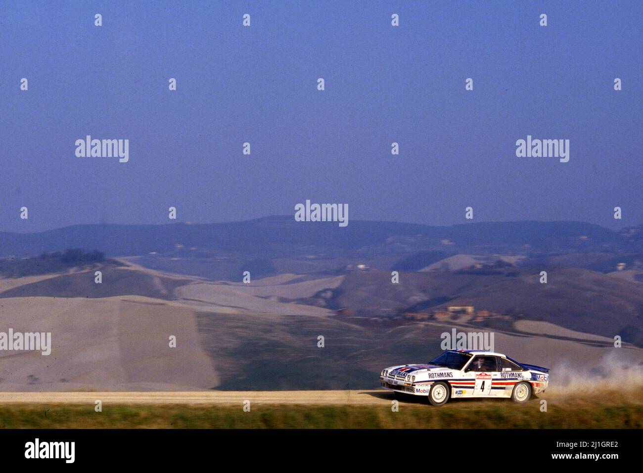 Ari Vatanen (FIN) Terry Harryman (GBR) Opel Manta 400 GrB Rothmans Opel ...