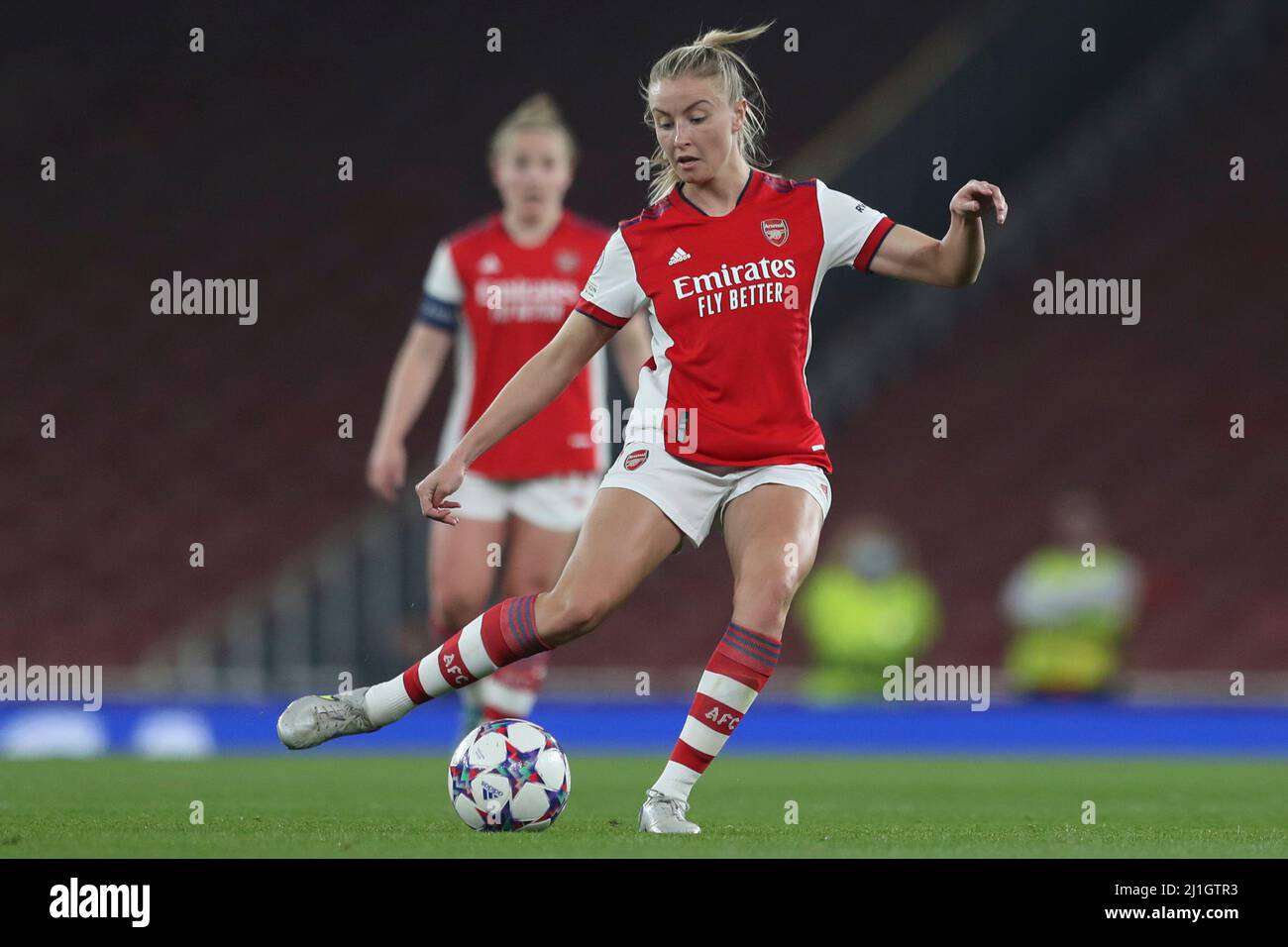 Leah williamson arsenal 2022 hi-res stock photography and images - Alamy