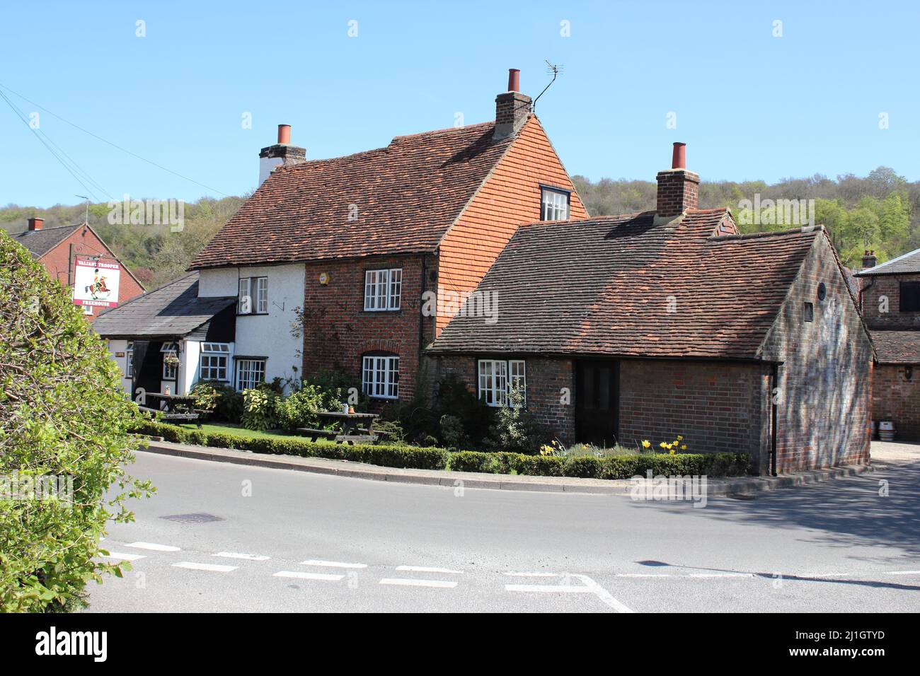 Valiant Trooper Pub, Aldbury Village in Spring, Hertfordshire, England ...