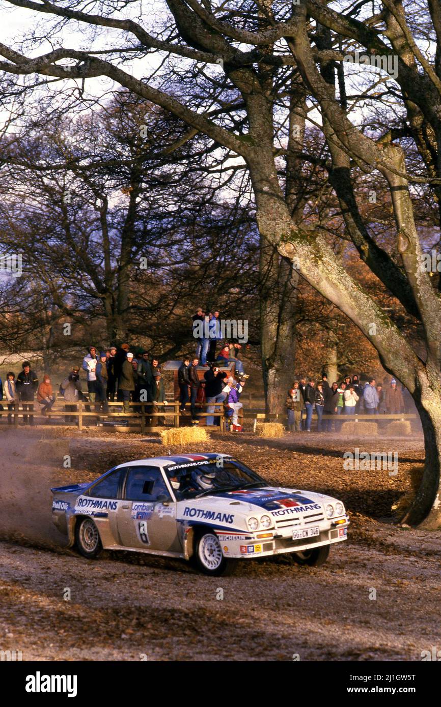 Jimmy McRae (GBR) Ian Grindrod (GBR) Opel Manta 400 GrB Rothmans Opel ...