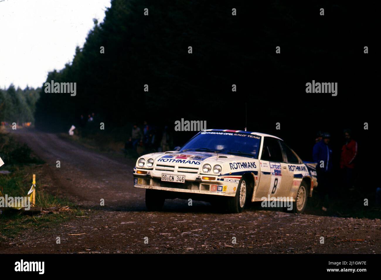 Jimmy McRae (GBR) Ian Grindrod (GBR) Opel Manta 400 GrB Rothmans Opel ...