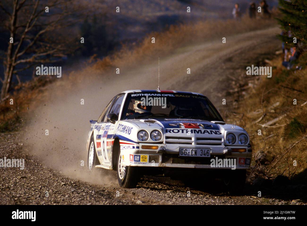 Jimmy McRae (GBR) Ian Grindrod (GBR) Opel Manta 400 GrB Rothmans Opel ...